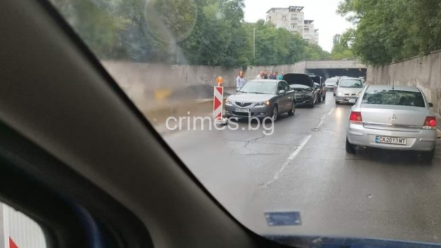 Страшно меле в София, образувала се е огромна тапа (ГАЛЕРИЯ СНИМКИ ...